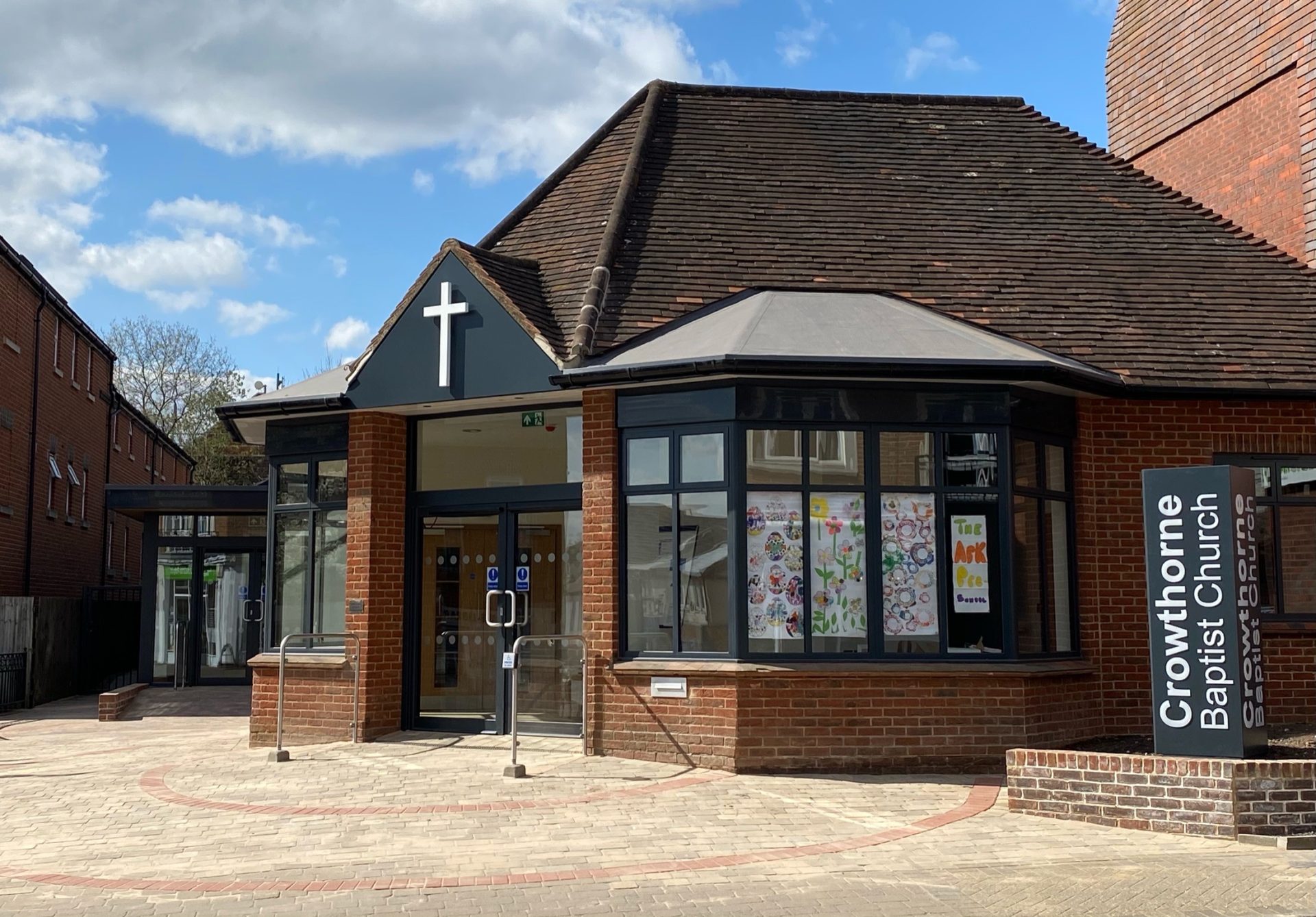 Crowthorne Baptist Church - Morris+Blunt